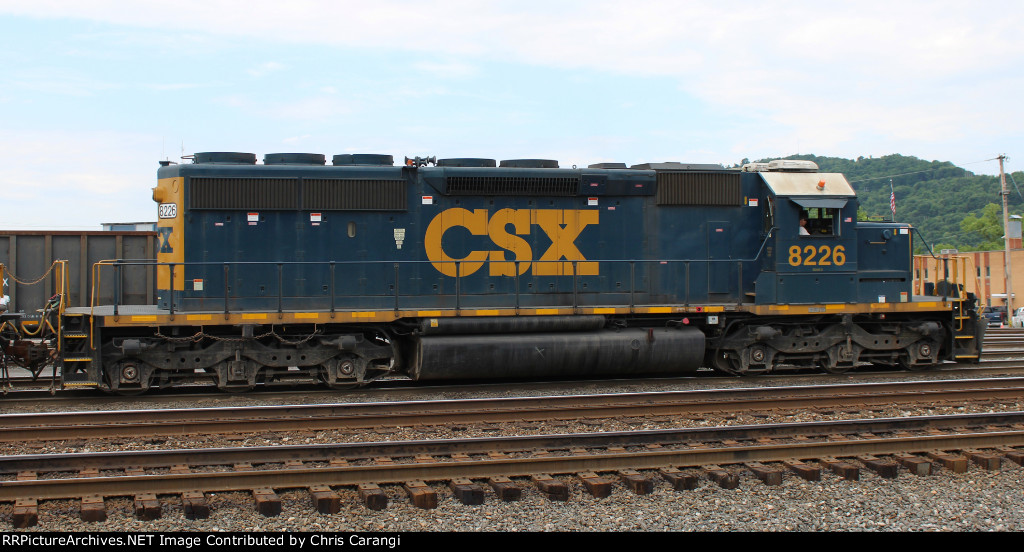 CSXT 8226